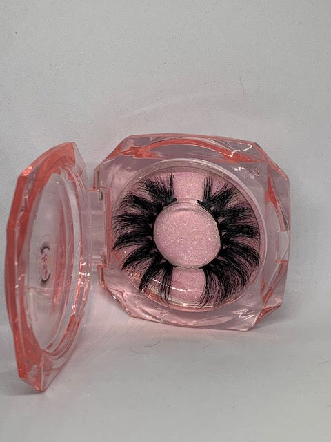 Whip Lashes Queen | Whip Lashes by Daje